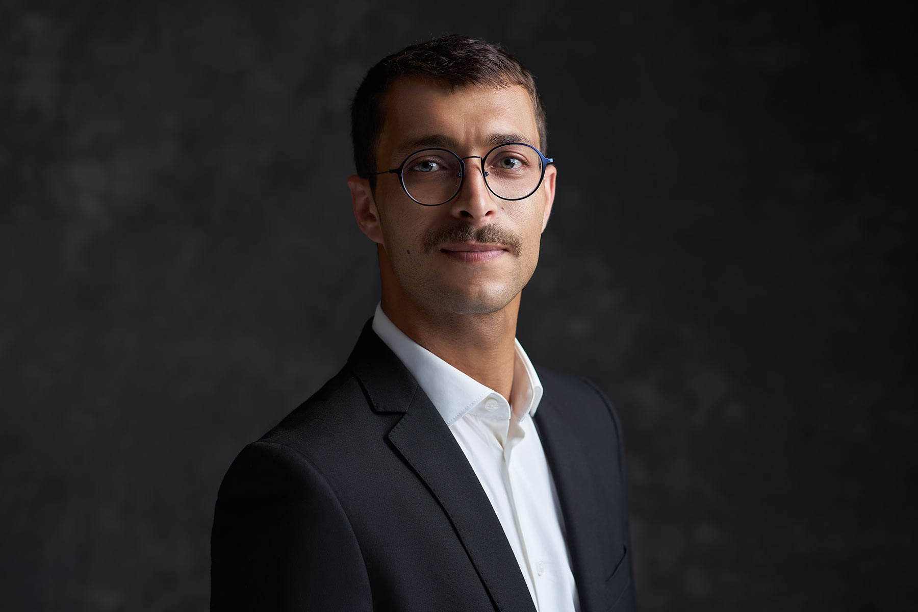 Business Portrait Photography with Mohamed Dhafer Faleh | Ed Mehravaran ...