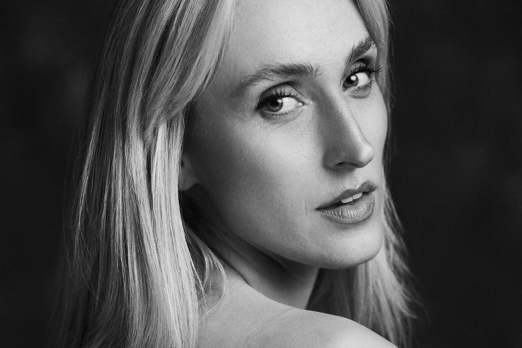 Portraits for Lia | Ed Mehravaran | Photographer Berlin | Fashion ...